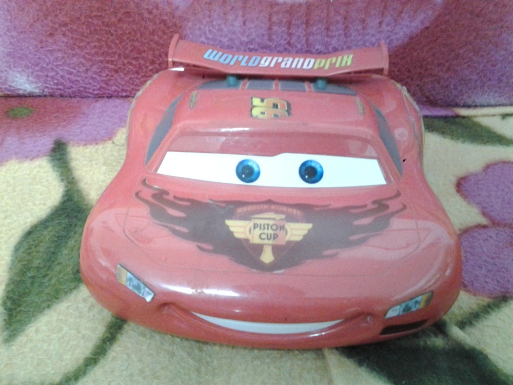Disney - Pixar - Cars - Lightning McQueen DVD Player 7" | arhiva Okazii.ro