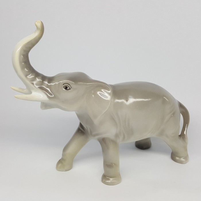 Elefant - bibelou portelan romanesc vechi, vintage | Okazii.ro