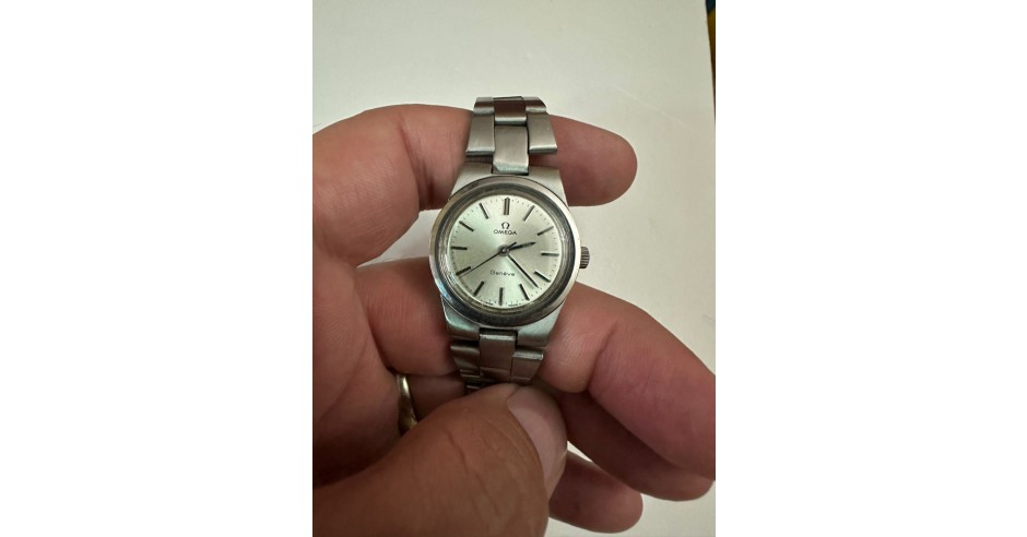 CEAS OMEGA GENEVE - Mecanic - De dama - Vintage - Ani 60-70 - Stare ...
