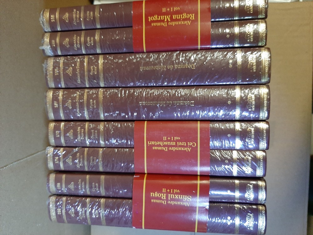 Set Alexandre Dumas -Colectia Adevarul de lux, carti noi ( 16 volume ...