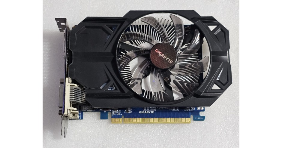 Placa video GIGABYTE GeForce GT 740 OC 2GB GDDR5 128-bit - poze reale ...