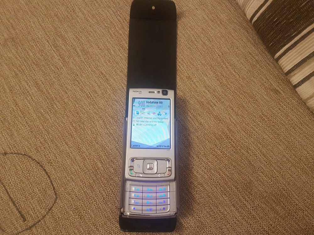 Smartphone Rar Nokia N95 cu toc piele Liber retea Livrare gratuita ...