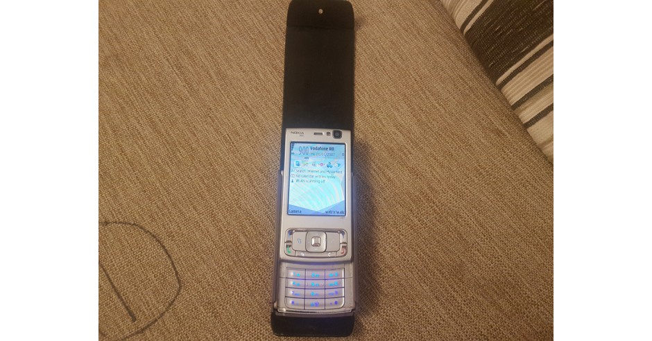 Smartphone Rar Nokia N95 cu toc piele Liber retea Livrare gratuita ...