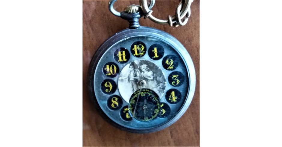 Ceas de buzunar elve?ian marca ENIGMA cu lan?isor marca AMERIKANER din ...