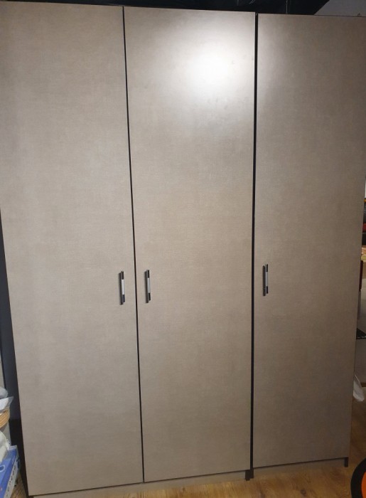 Mobila dormitor - dulap, noptiere, raft, masuta toaleta | Okazii.ro