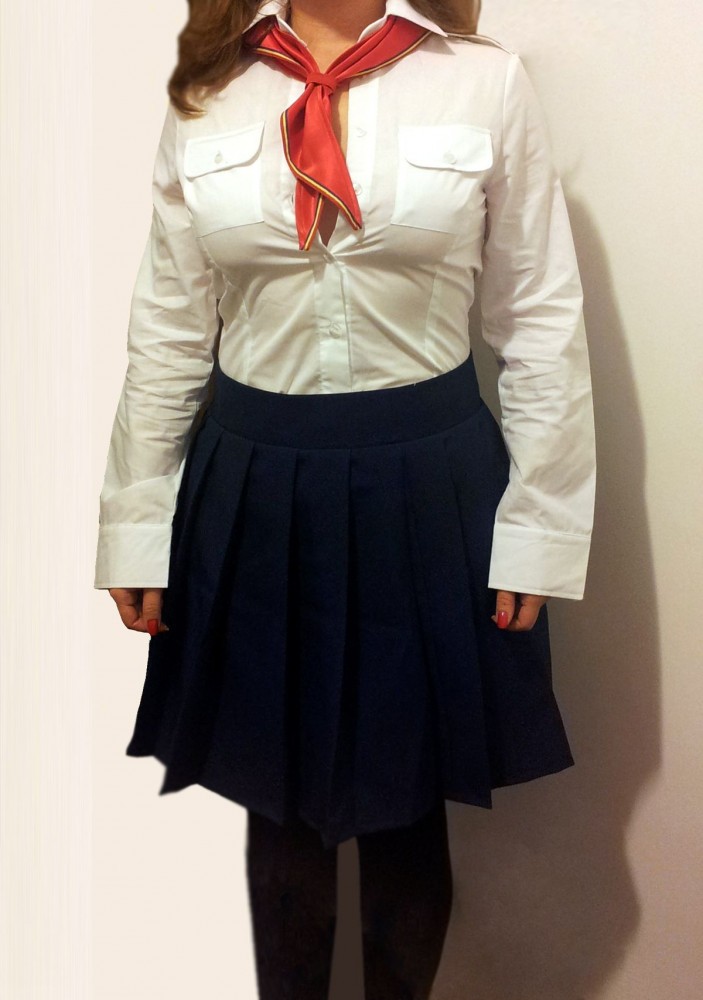 Uniforma de Pionier pentru fata/dama S Noua ! | arhiva Okazii.ro