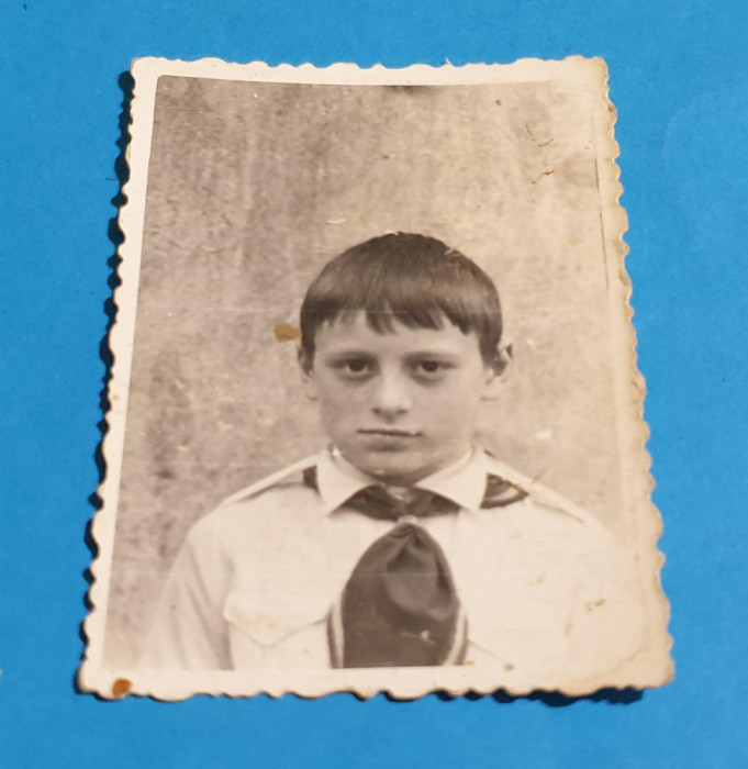 Fotografie veche anii 1970 elev - scolar copil in camase cu cravata de ...