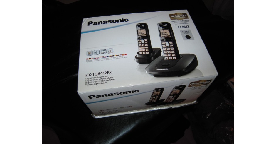 2 telefoane fixe fara fir PANASONIC KX-TG6412FX, stare foarte buna ...