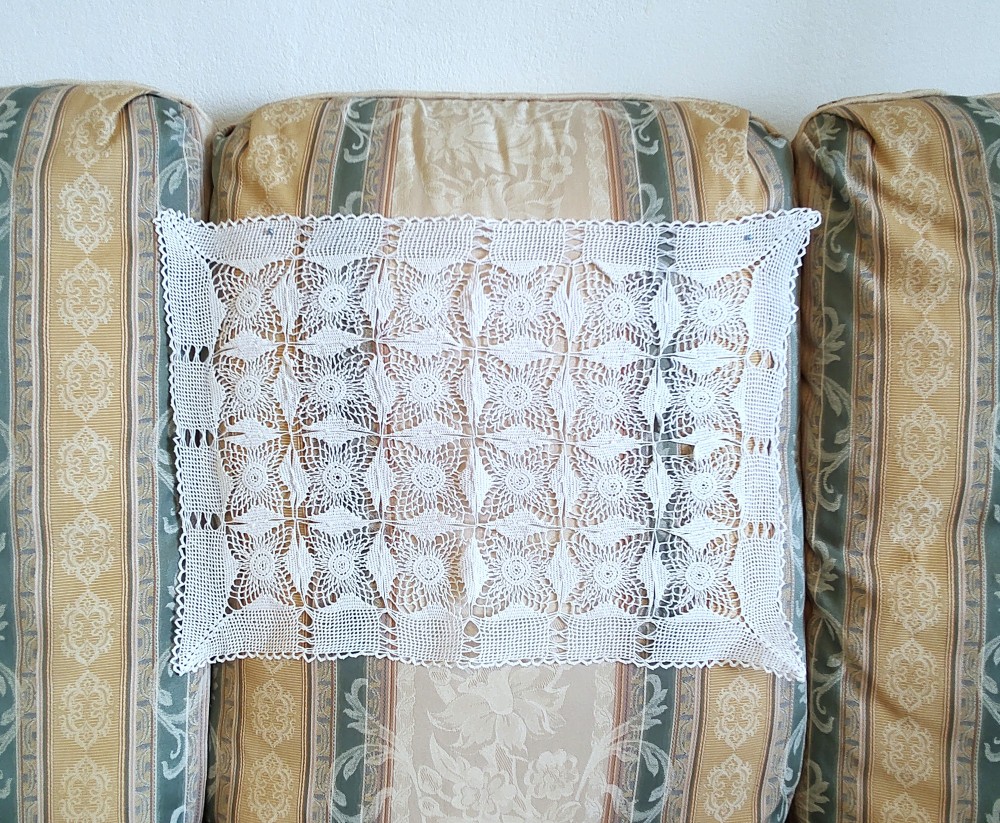 Mileu/ Centru de masa crosetat manual. | arhiva Okazii.ro