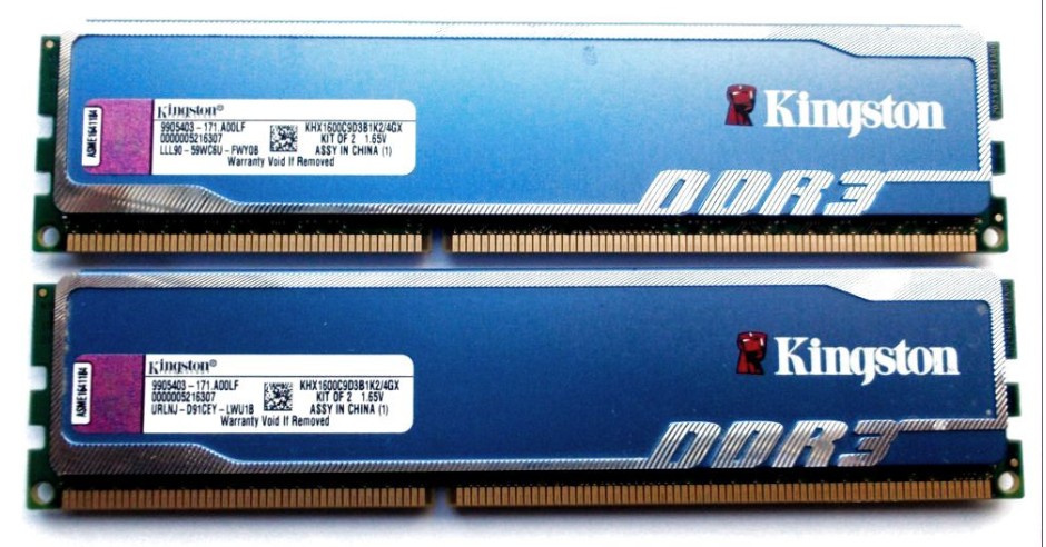 KIT 4GB MEMORIE DESKTOP DDR3 KINGSTON BLUE 2 x 2GB , IMPECABILA !!! FSB ...