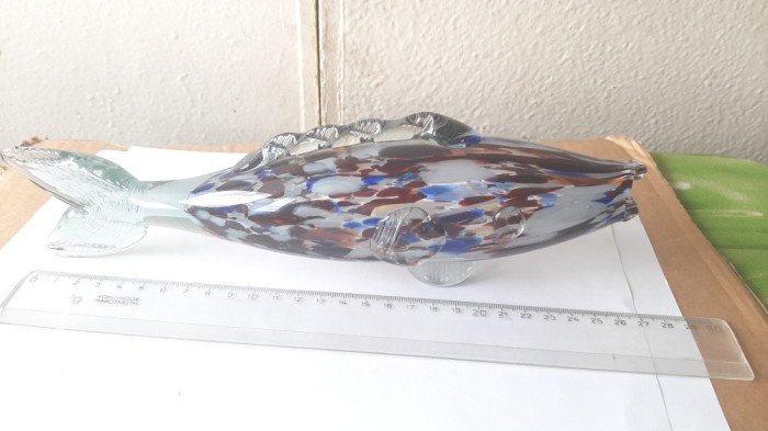 Peste de sticla colorat - aprox 27 cm - prezinta mici defecte (vezi ...