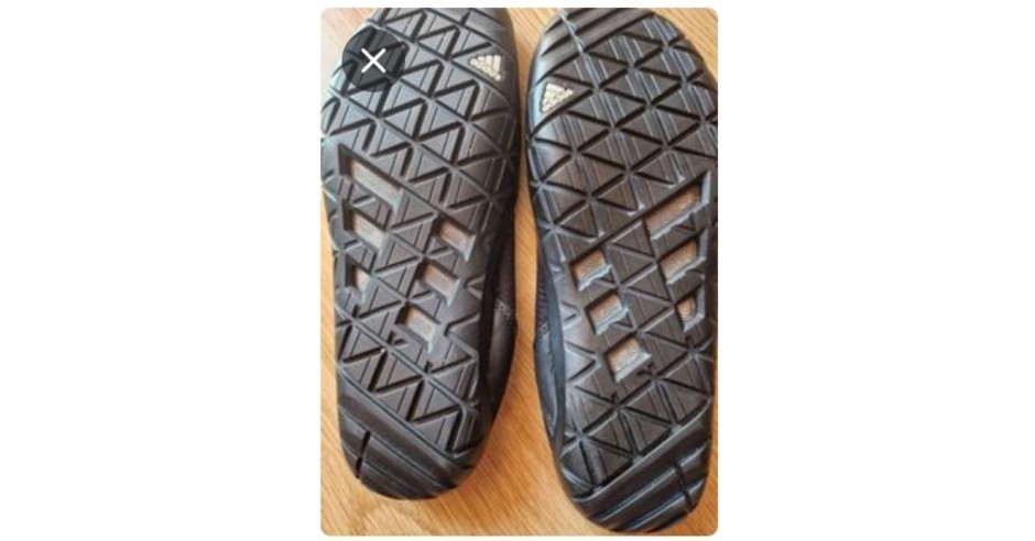 Pantofi Adidas pentru apa cu pietre, talpa cu plasa inox. | arhiva ...
