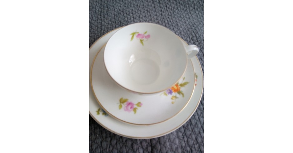 Trio, set mic dejun portelan Rosenthal | Okazii.ro