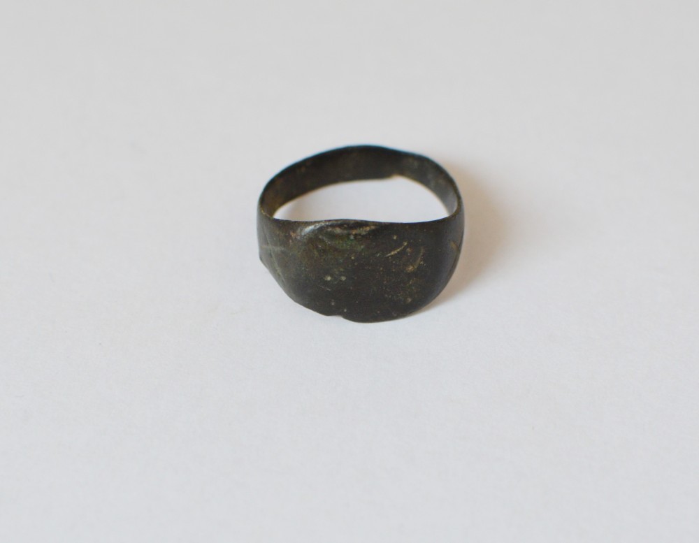 Inel medieval de bronz Anglia | arhiva Okazii.ro