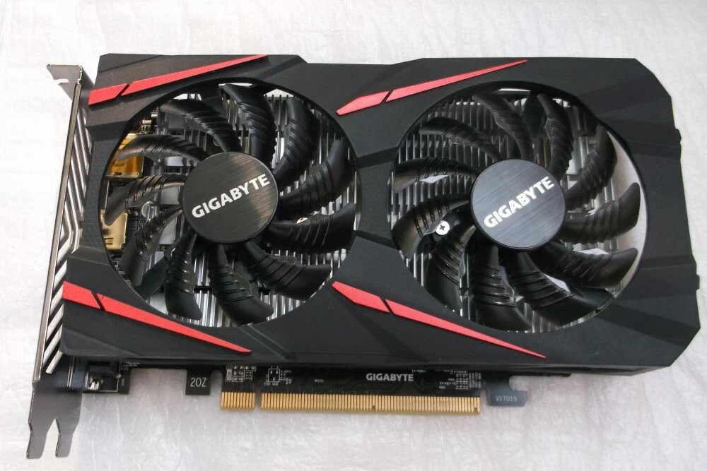 GIGABYTE Radeon RX 460 WindForce OC 2GB GDDR5 128-bit | arhiva Okazii.ro