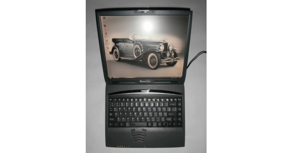 TOSHIBA Tecra 8200 laptop pentru colectie in mod de licitatie ( MOKAZIE ...