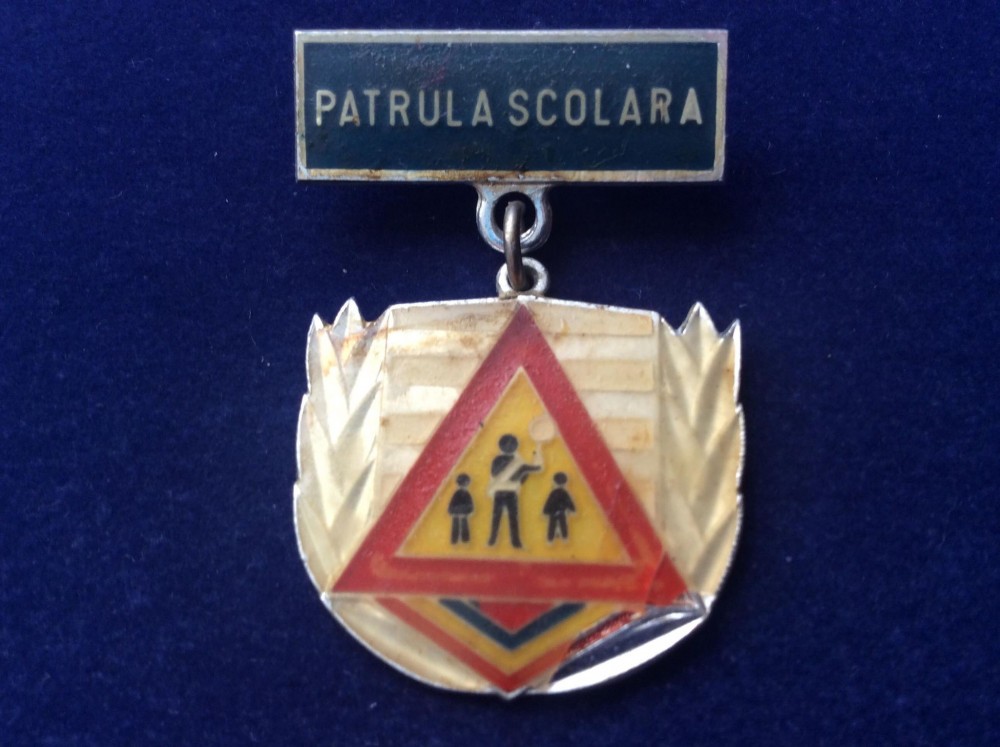 Insigna pionieri - Insignă România - PATRULA ȘCOLARĂ (varianta aluminiu ...