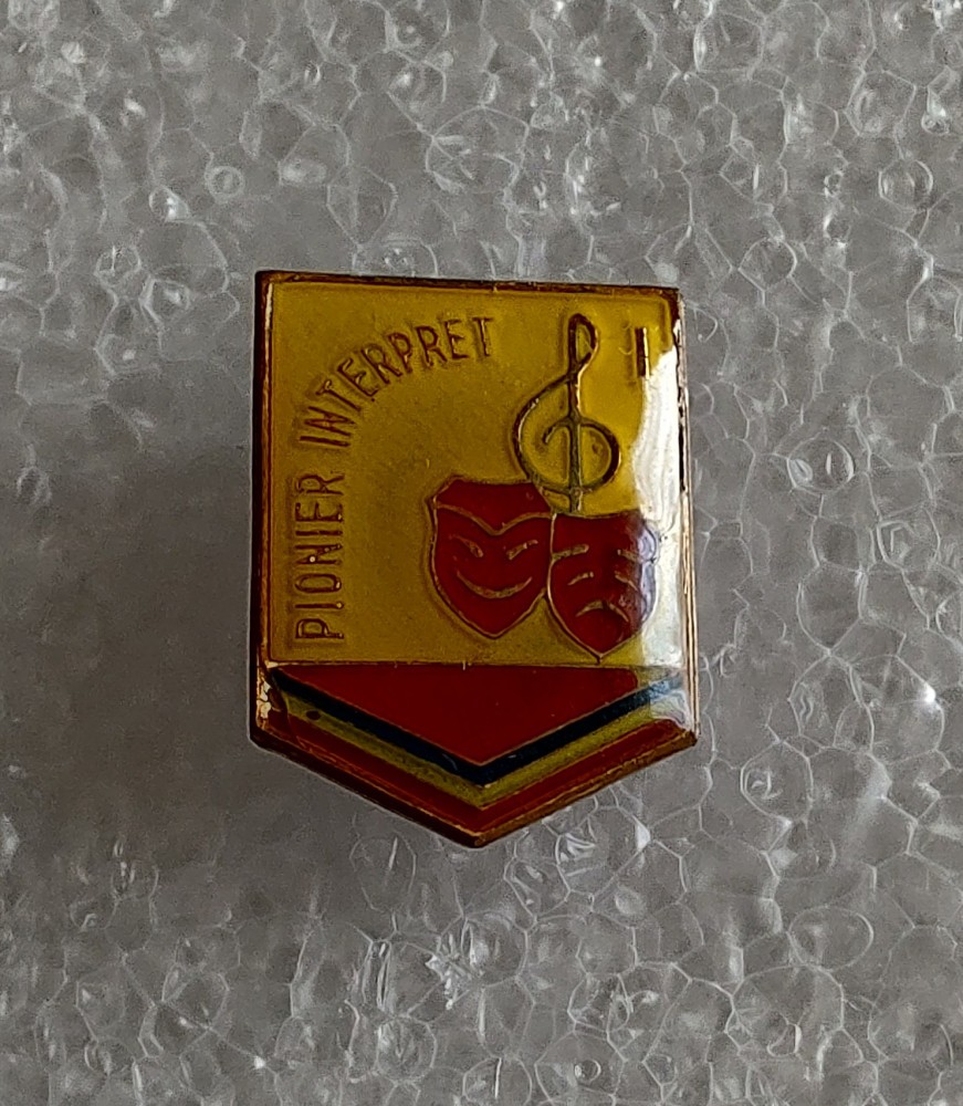 Insigna pionieri - Pionier interpret clasa I | arhiva Okazii.ro