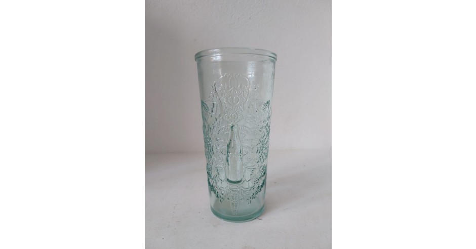 Pahar Coca-Cola de colectie - 500ml, cu logo si imagini emboasate / in ...