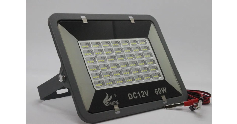 Proiector 12V LED SMD 60W Alimentare pescuit camping | arhiva Okazii.ro