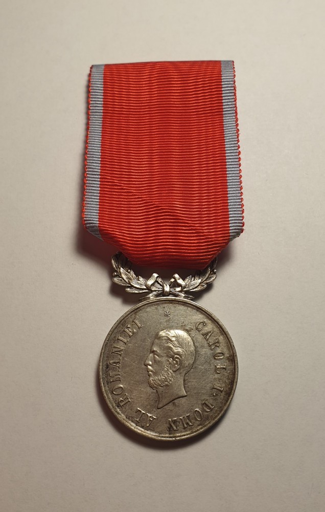 Medalia Virtutea Militara Clasa a 2 a Regele Carol I | Okazii.ro