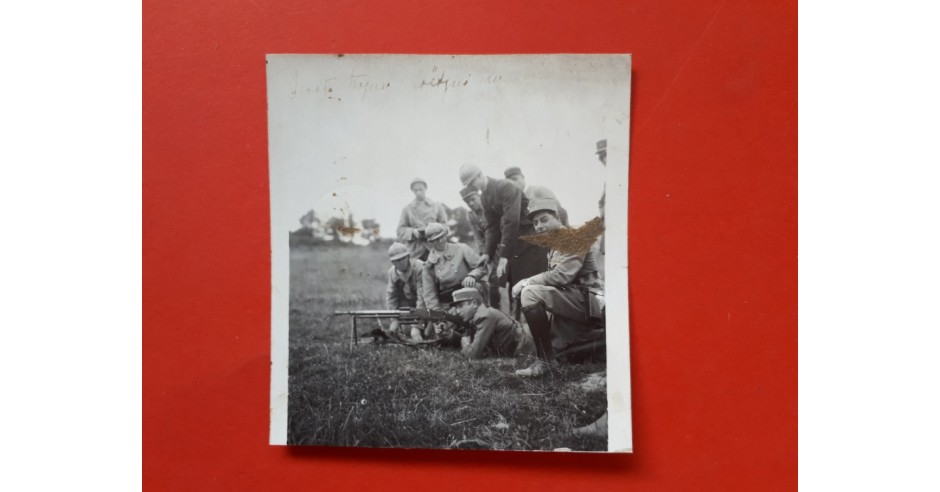POZA VECHE OFITER si SOLDATI LA POLIGONUL DE TRAGERE ? aprox 1930 ...