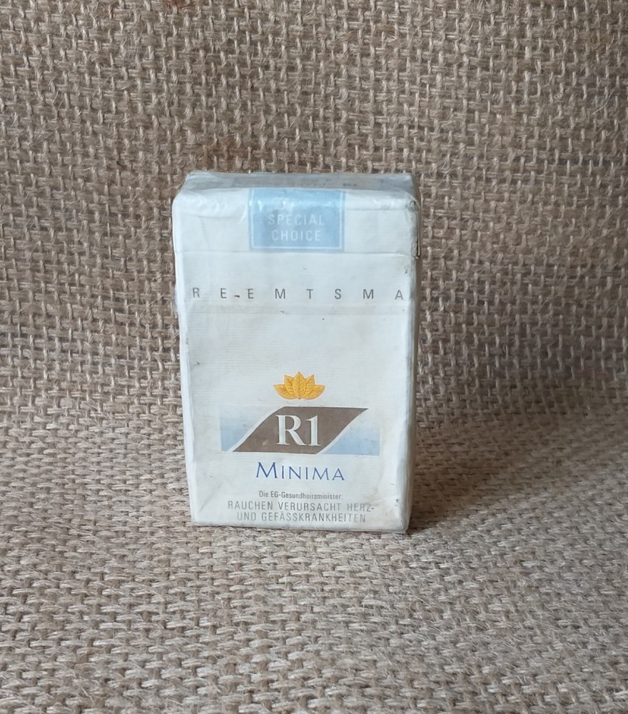 Pachet vechi tigari R 1 Minima germania 1990, pachet tigari de colectie ...