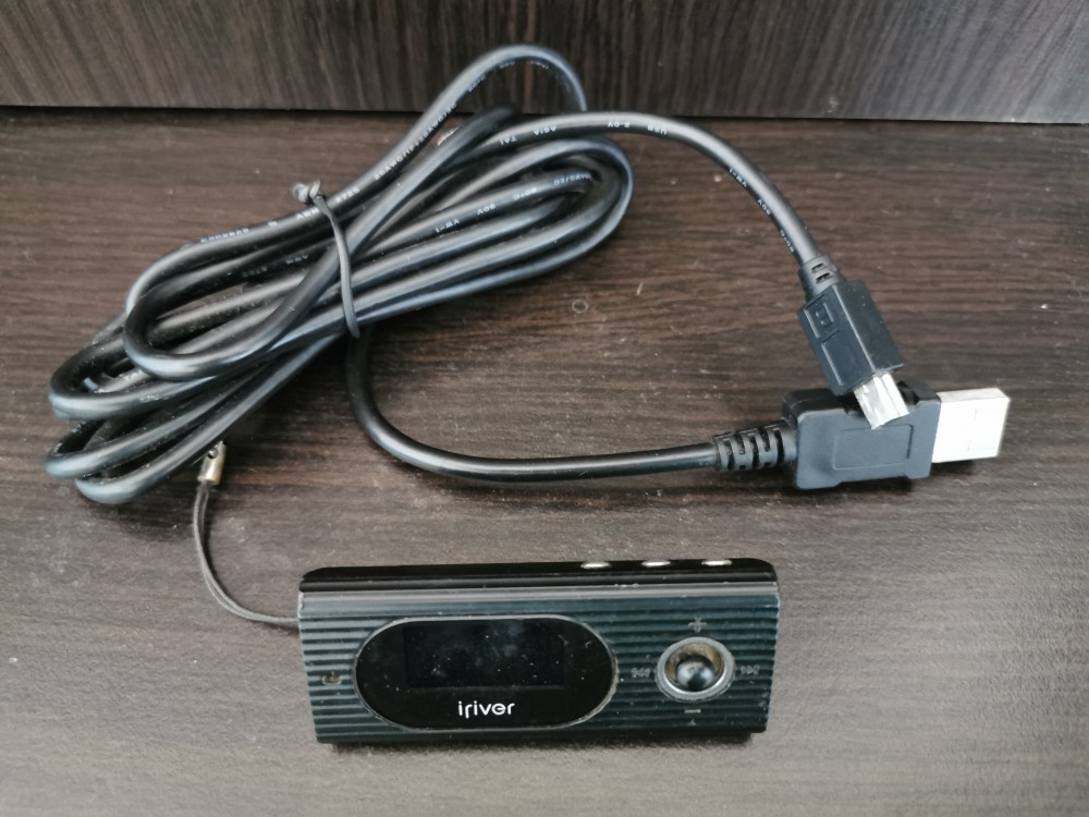 MP3 Player iRiver T60, 1GB + cablu Usb (de colectie) | arhiva Okazii.ro