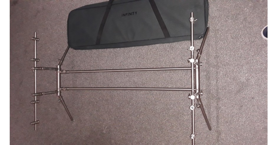 Daiwa infinity rod pod inox | arhiva Okazii.ro