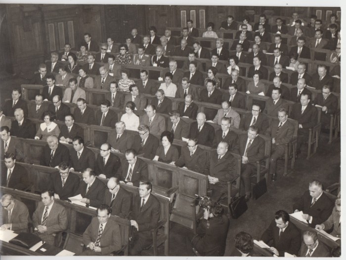 M1 A 22 - FOTO - Fotografie foarte veche - din comunism - congres PCR ...