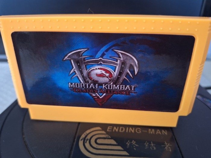 Mortal kombat 5, caseta discheta galbena clasica pentru consola TV ...