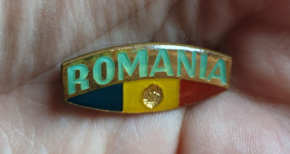 Insigna romania. Cumpara ieftin, pret bun