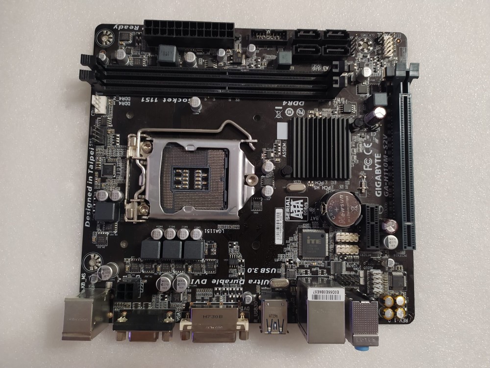 Placa de baza Gigabyte H110M-S2V, DDR4, Socket LGA1151, PCI-E - poze reale | arhiva Okazii.ro