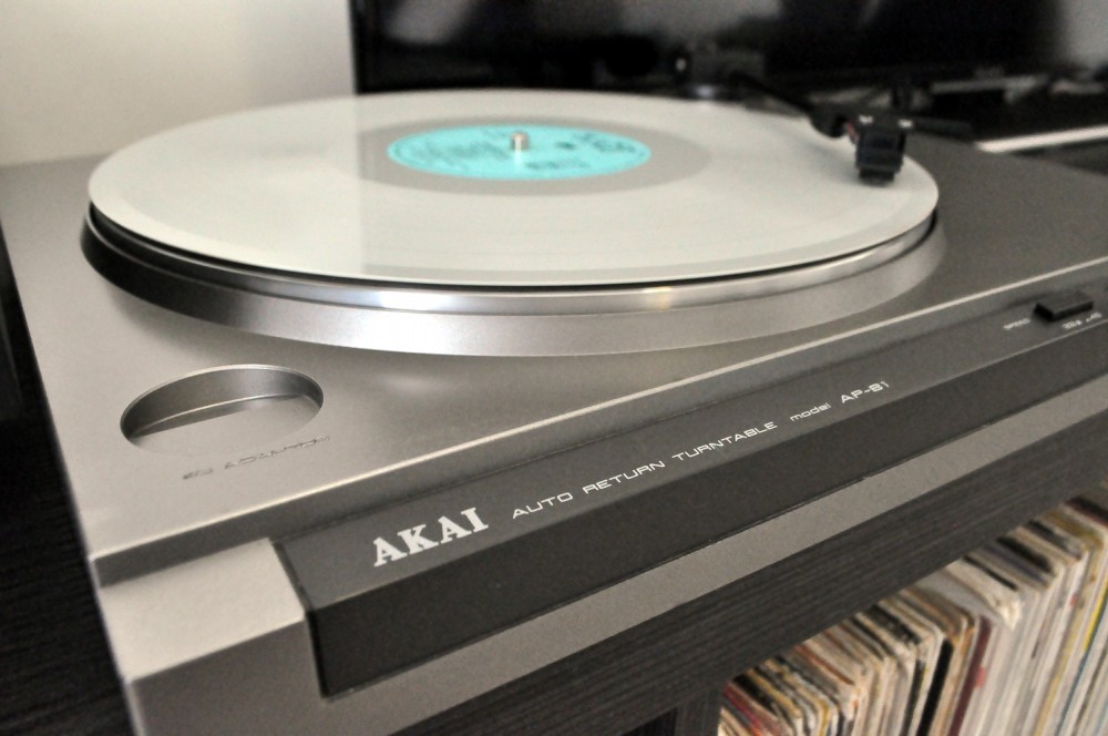 Pick-up platan vintage Akai AP-B1 Japan cu doza Shure Realistic noua ...