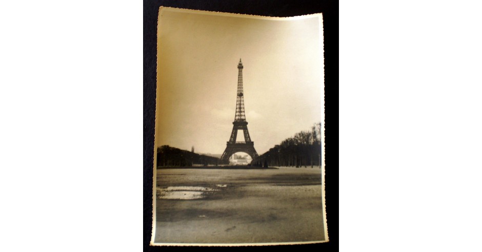 P.244 2X FOTOGRAFII VECHI PARIS TURNUL EIFFEL SI ARCUL DE TRIUMF 23 ...