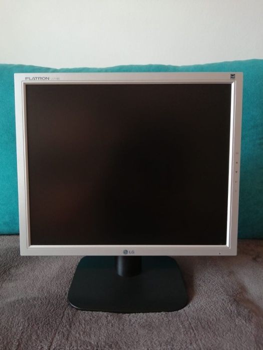 Monitor LG FLATRON L1718S de 17inch | arhiva Okazii.ro
