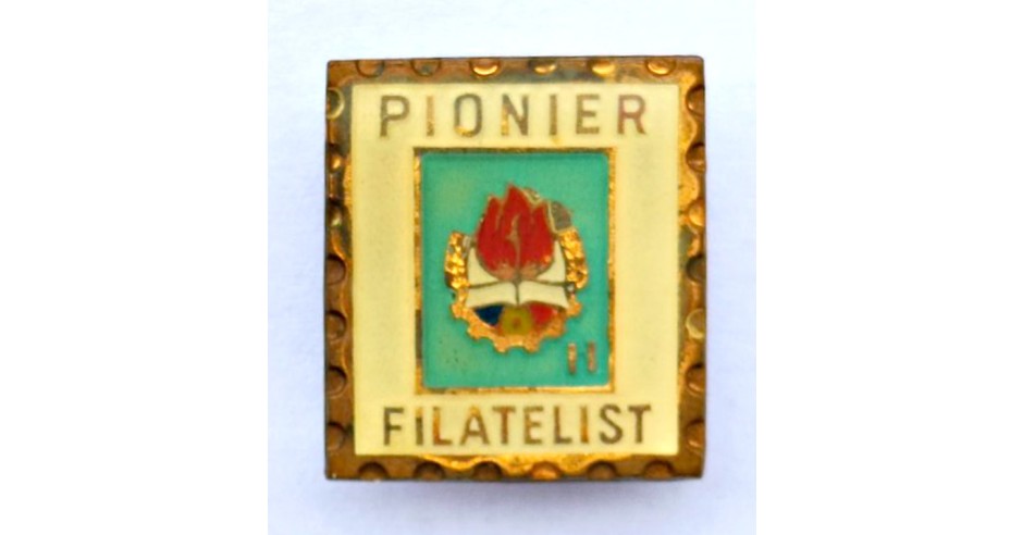 INSIGNA PIONIER FILATELIST CLASA II CU STEMA MARE EMAIL RECE PIONIERI ...