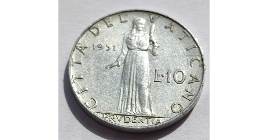 962. Moneda Vatican 10 lire 1951 (AN) (Al 260-lea Papa Pius al XII-lea ...
