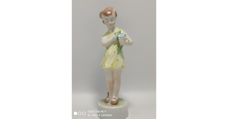 Figurina / Bibelou vechi din por?elan Zsolnay Pecs | arhiva Okazii.ro