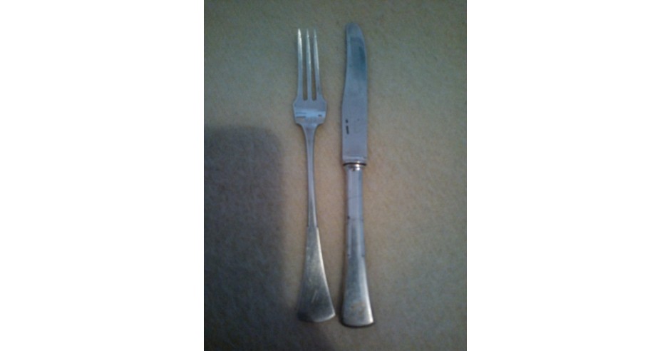 Furfulita si cutit din argint 800 | arhiva Okazii.ro