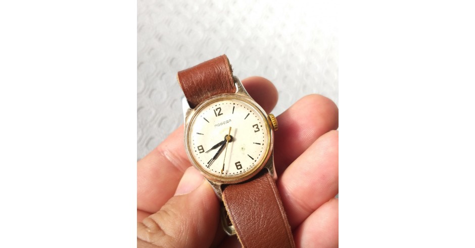 Ceas vechi de mana Pobeda, ceas vechi de colectie | arhiva Okazii.ro