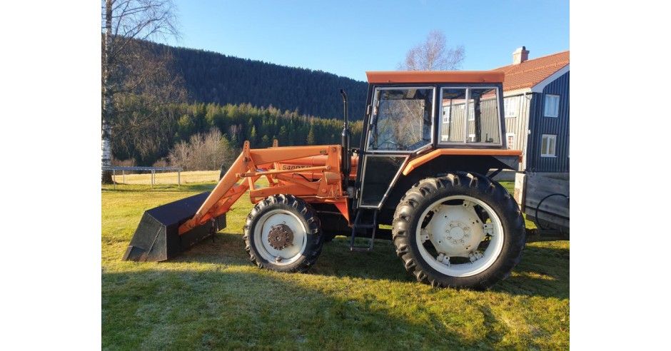 Tractor Fiat 540 DTH 4X4 | arhiva Okazii.ro