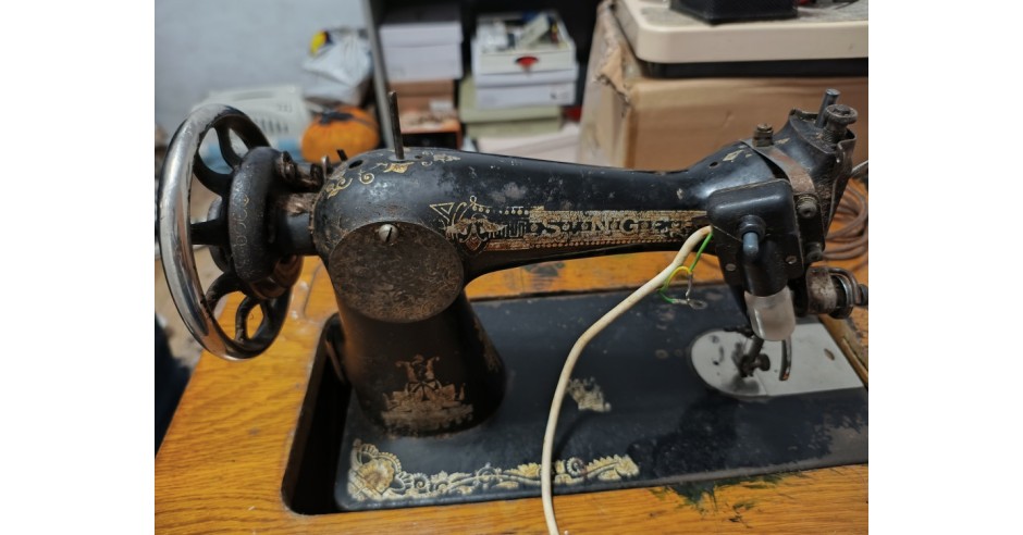 Vand ma?ina de cusut SINGER manuala originala | arhiva Okazii.ro