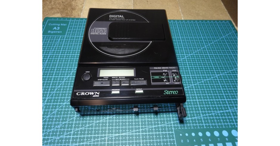 Walkman vintage /cd-player Crown CD-210 /defect | Okazii.ro