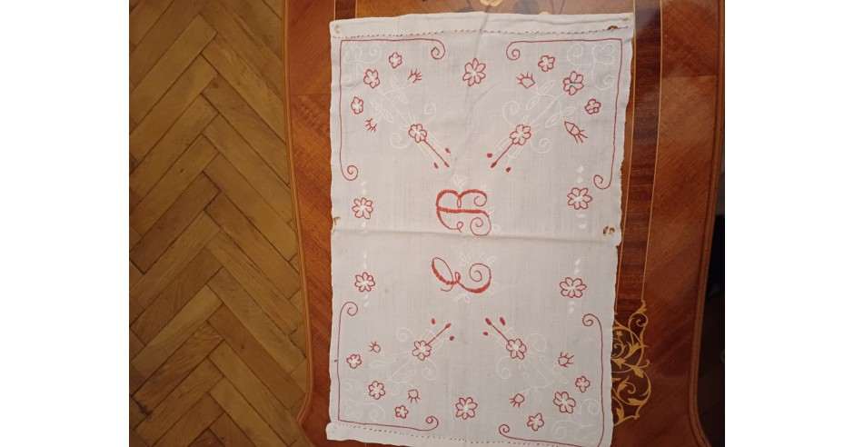 CY - Peretar vechi romanesc deosebit / mai mic: 53 cm x 35 cm | Okazii.ro