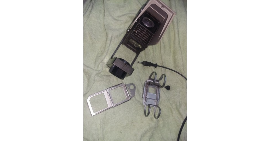 APARAT de PROIECTIE DIAFILM si DIAPOZITIVE,PROIECTOR VINTAGE DIAFILME,T ...