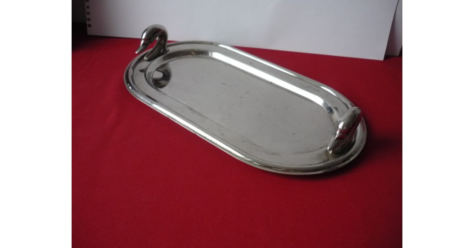 TAVA ARGINTATA CU ANSE CAPETE DE LEBADA | arhiva Okazii.ro