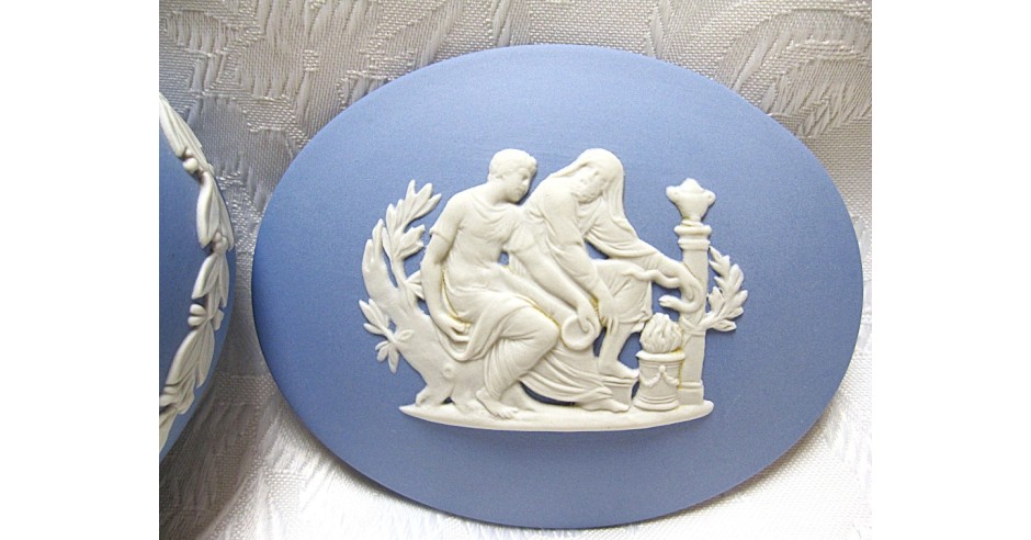 CASETA PORTELAN ENGLEZESC WEDGWOOD JASPERWARE BLUE SCENA MITOLOGICA 10. ...