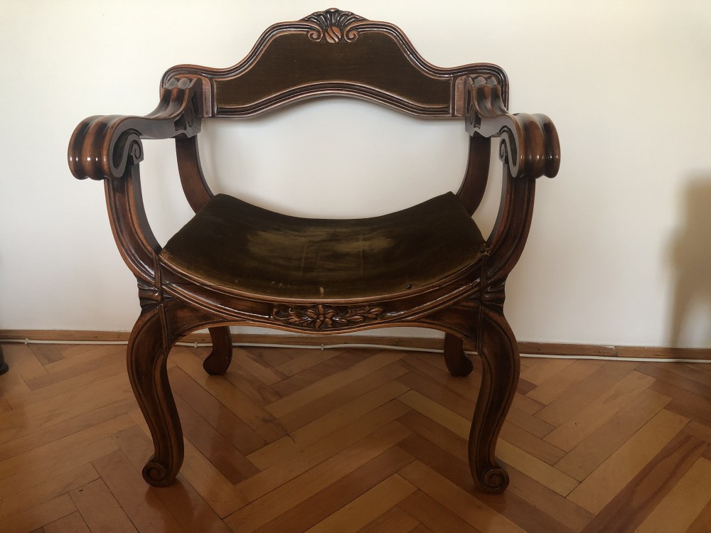 Jilt,scaun vechi francez,sculptat in lemn | arhiva Okazii.ro