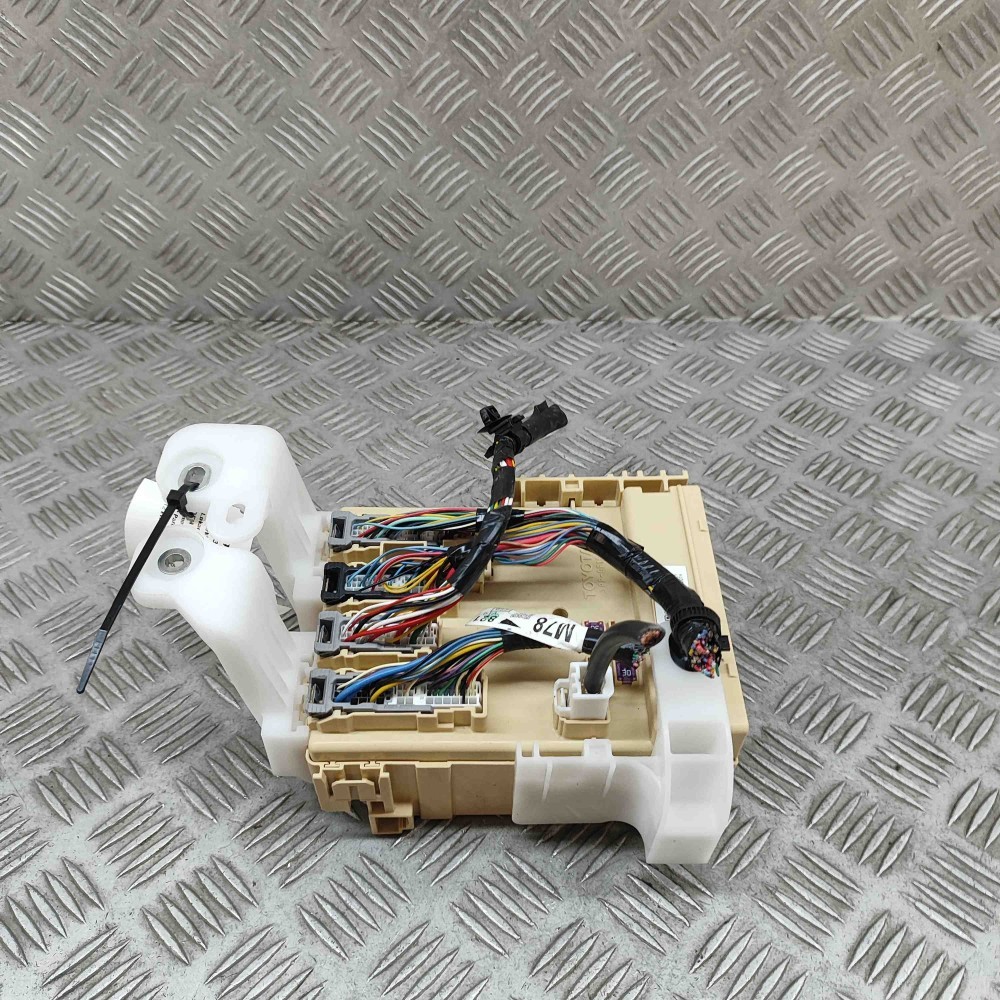 Panou Sigurante Lexus NX Z1 2020 OEM 82730-78021 Yato Set Sigurante 12V 1/24 Buc Electrica Auto ...